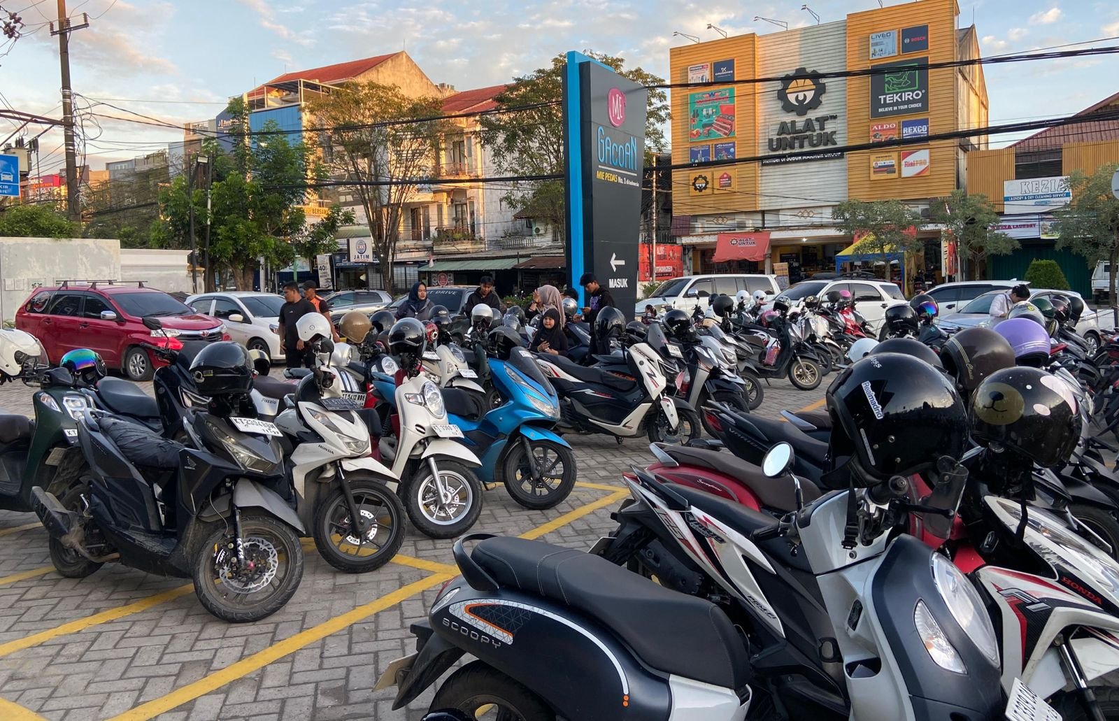 Parkir Mie Gacoan Samarinda Disoal, Warga Lokal Terancam Kehilangan ...